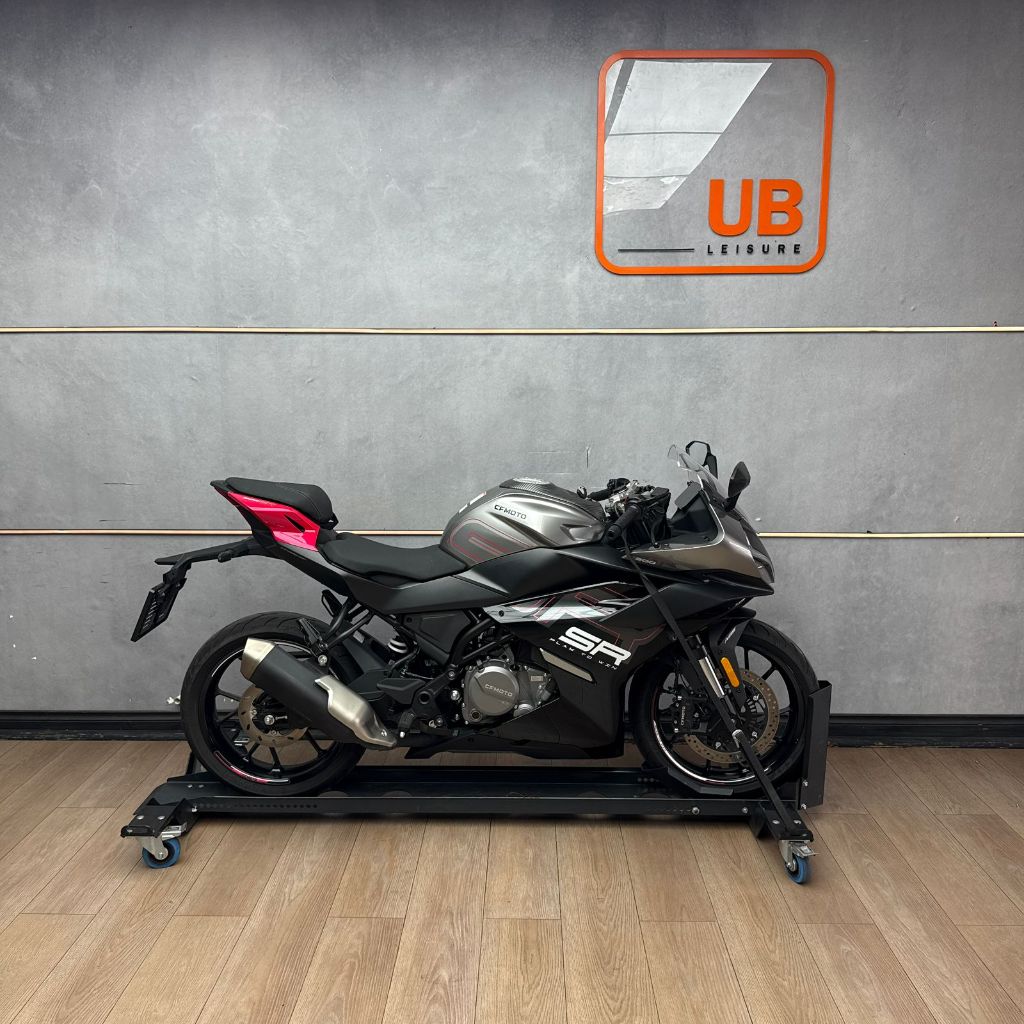 2025 CFMOTO 300 SR | UB Leisure | UB Leisure