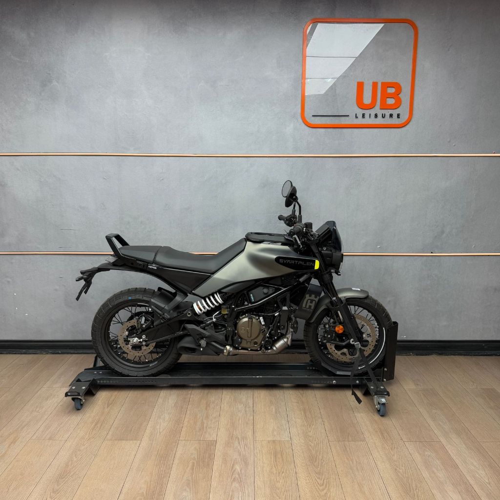 2024 HUSQVARNA SVARTPILEN 125 | UB Leisure | UB Leisure
